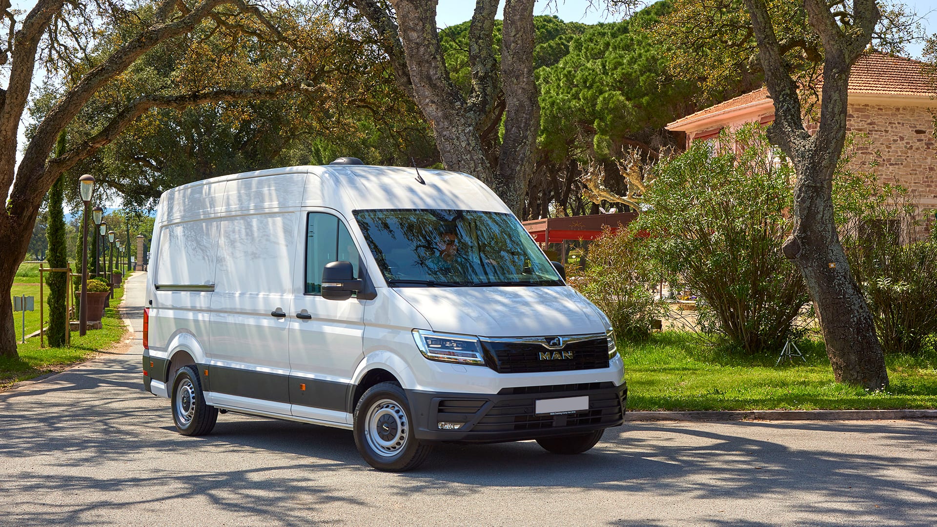 MAN eTGE Kastenwagen • Auto AG