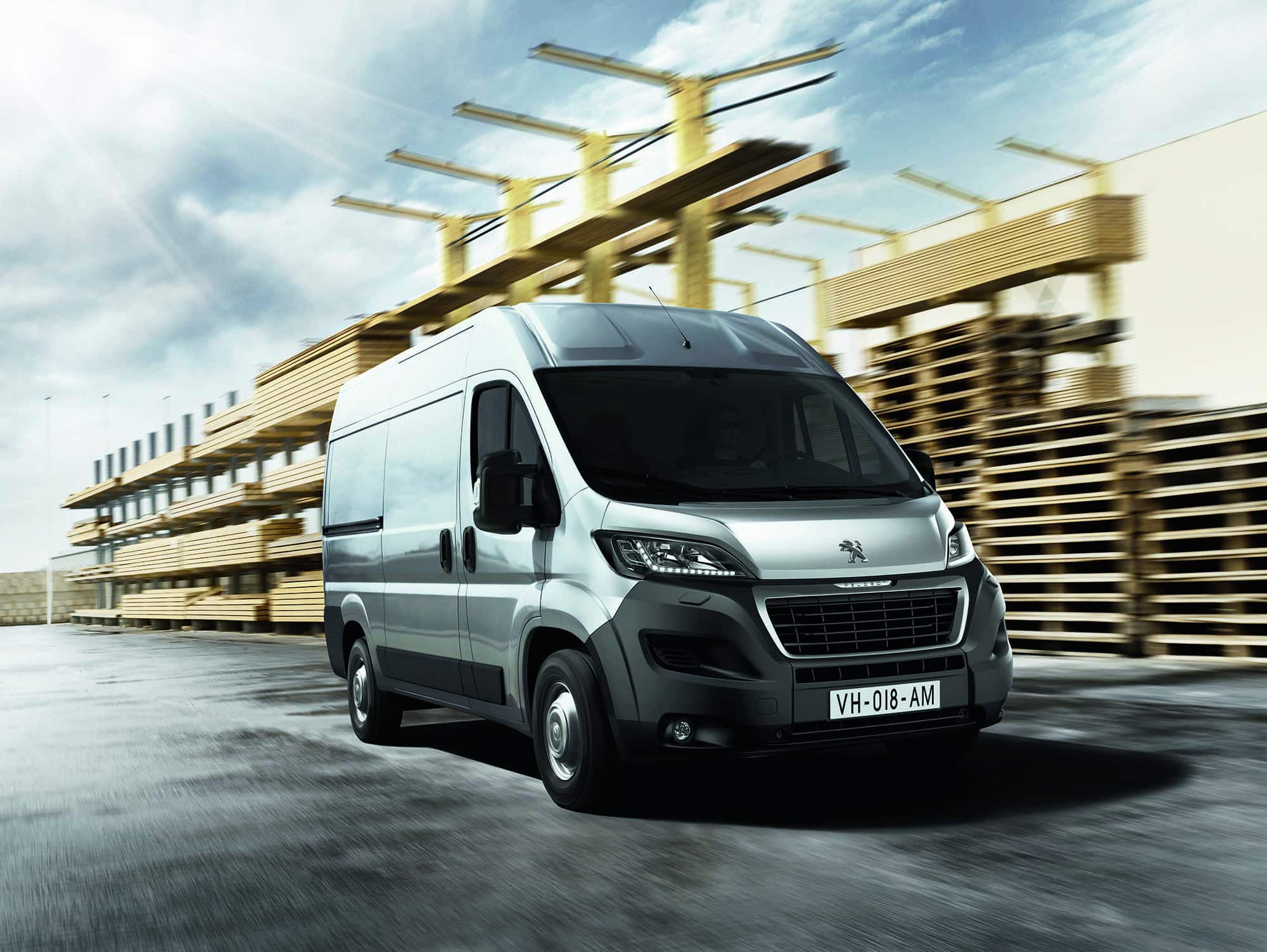 PEUGEOT Boxer • Auto AG