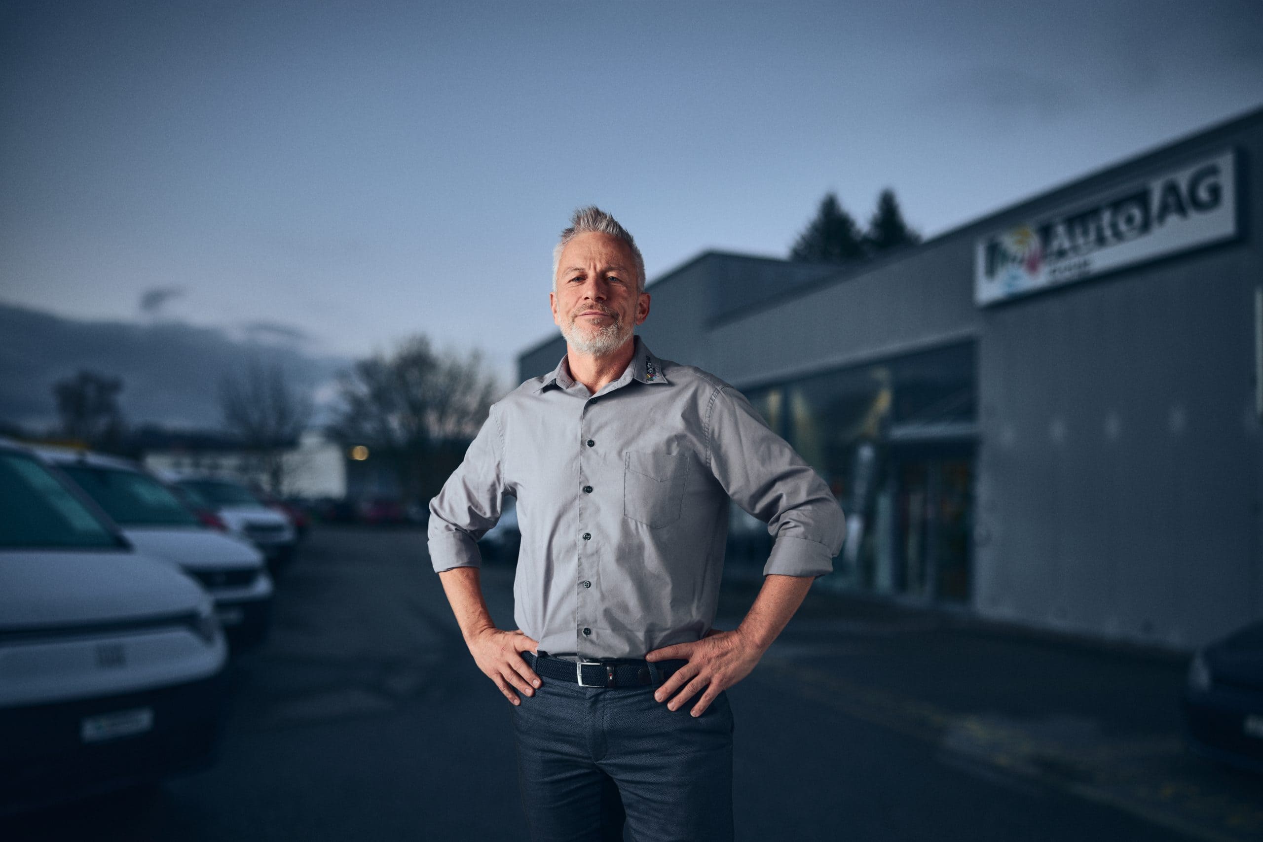 Elf Standorte in der ganzen Schweiz • Auto AG